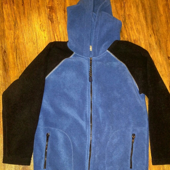 Arizona Jean Company | Jackets & Coats | Arizona Size M Zip Up Fleece ...